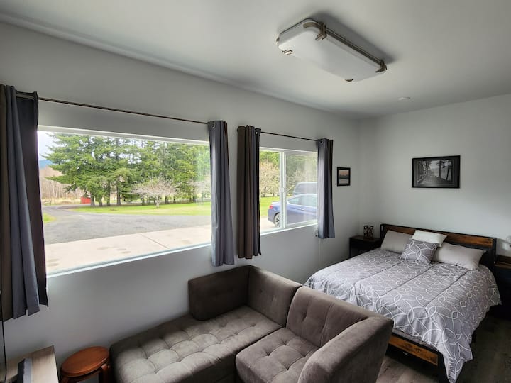 Eden Valley Escape Studio - Olympic National Park, Port Angeles