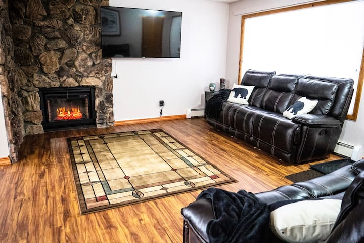 Charming Family Friendly 3bdrm - Chugach State Park, Anchorage