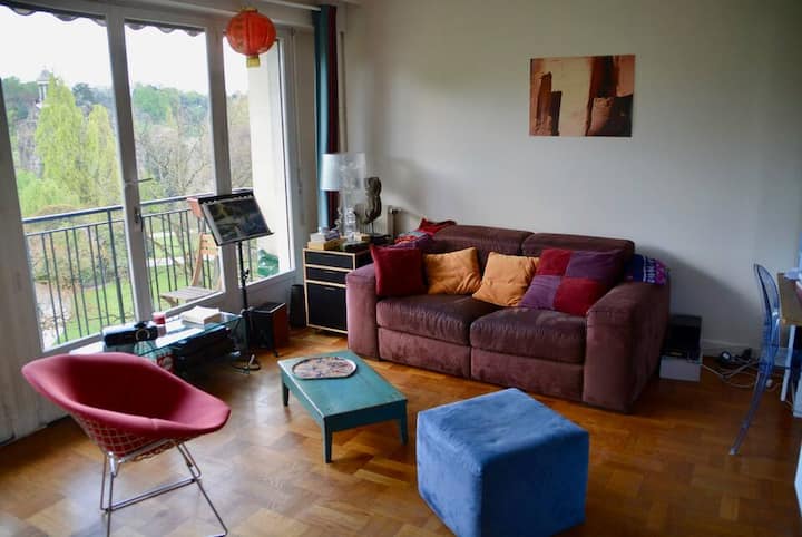 Bright Apartment - View On Park - Paris