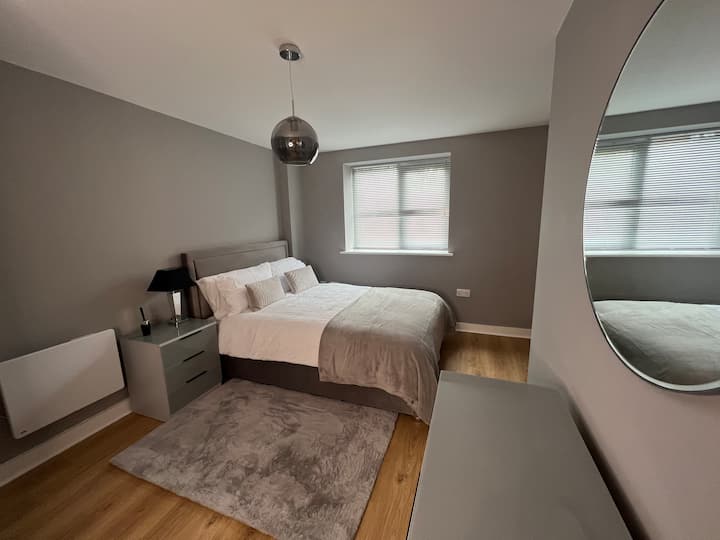 2 Bedroom Apartment In Birkdale - Southport