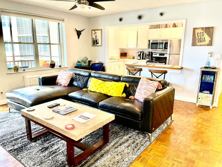 Perfect Getaway Dt Atl Condo 23-o - Atlanta, GA