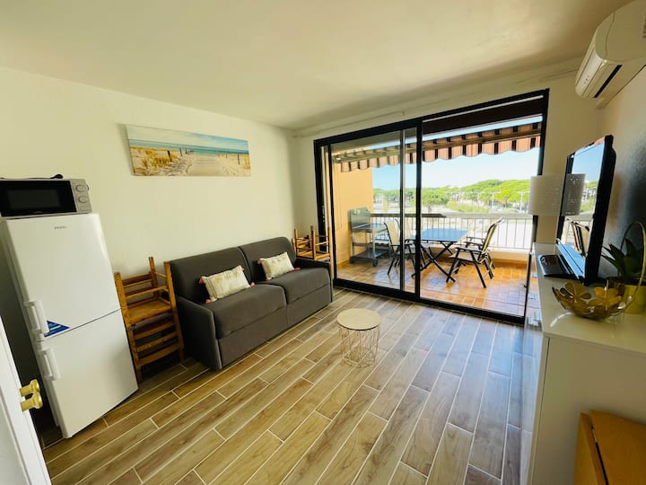 Studio à 350m De La Plage, Terrasse, Parking, Clim - Port Camargue
