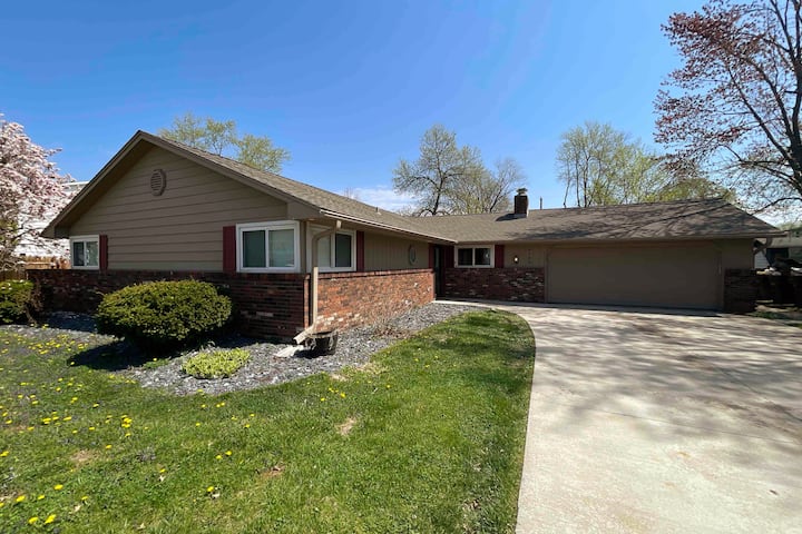 Stanton Single Story, 4br Sleeps 8+, Ranch - Fort Wayne, IN
