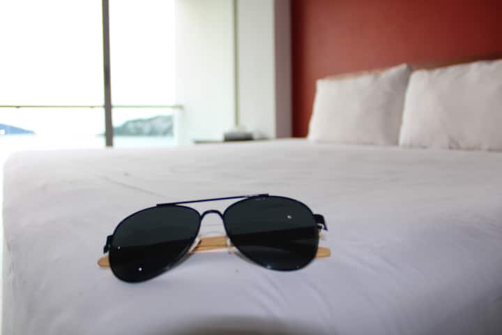 Estandar 1 Cama King + Sofa Cama - Acapulco