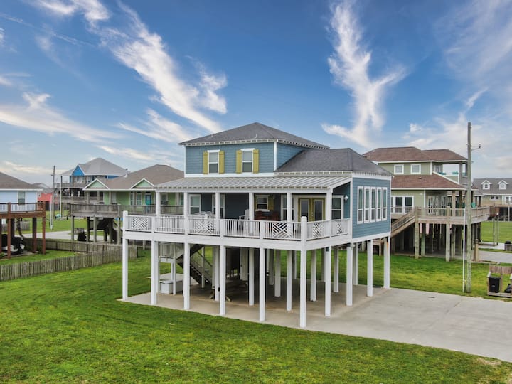 Coastal Retreat W/ Deck, Bbq & Gulf Views - 크리스털 비치