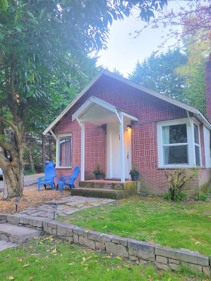 Arnold Creek Hidden Gem - Tigard, OR