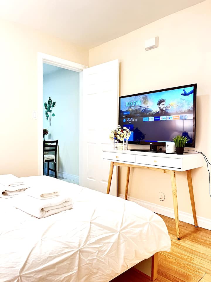 50%off- 1br2beds Suite Near Airport/skytrain/shops - Vancouver
