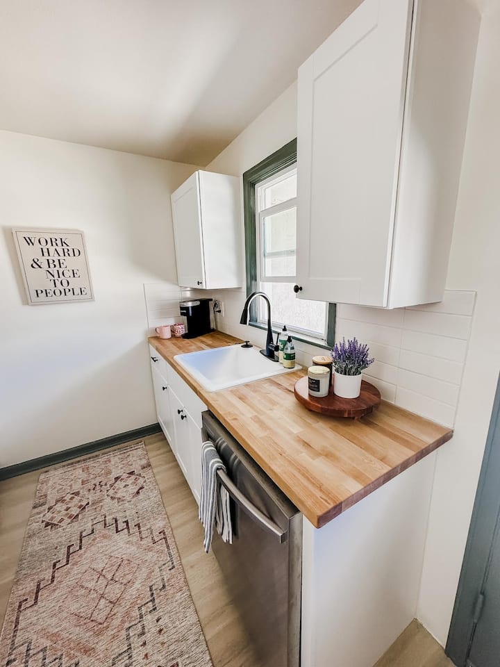 Sv430-cozy One Bed Private Apt - Colorado Springs, CO