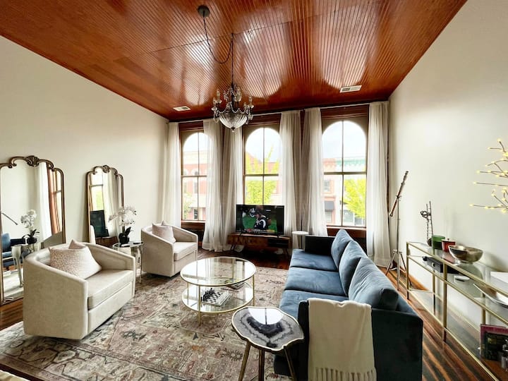 The Hughie: Upscale Downtown - Jackson, TN