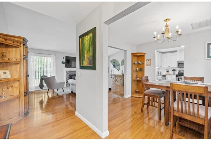 Executive At Tyndall Afb And Beaches - Panama City, FL