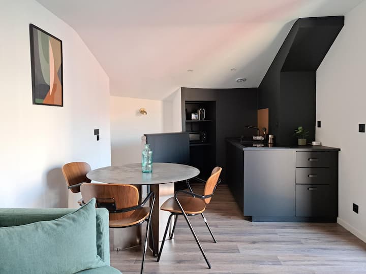 Jolie Maison En Duplex Avec Balcon à La Madeleine - Lomme