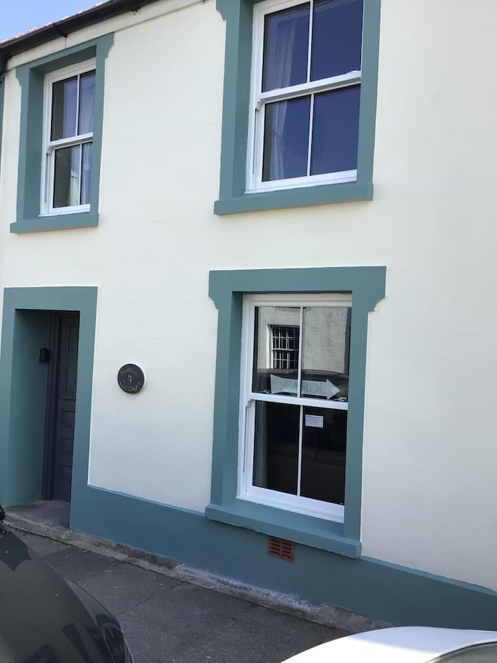 4 Norton Cottage By The Sea - Tenby