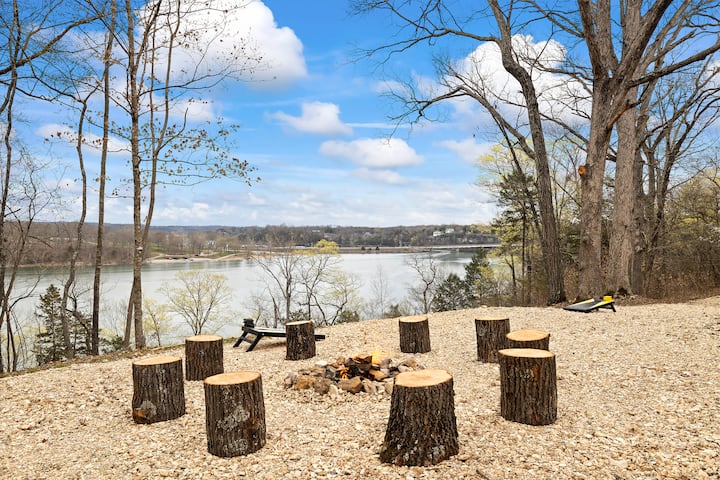 Little Cedar Lodge-amazing Views-hot Tub-fire Pit - 