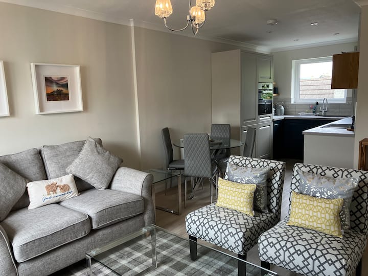 Thistle Apartment, Central, Free Parking - Inverness