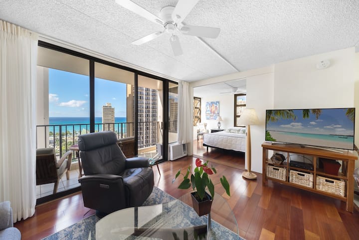 Amazing Direct Ocean View, Free Parking - Lē'ahi Beach Park, HI