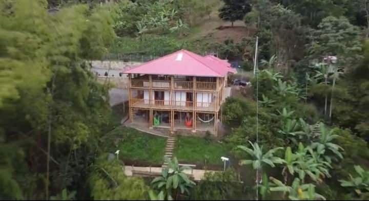 Finca Campestre En Guadua, - La Mesa