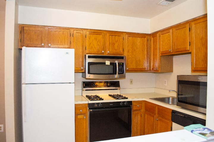 Family Safe Large Spacious Apartment - Somerville, NJ
