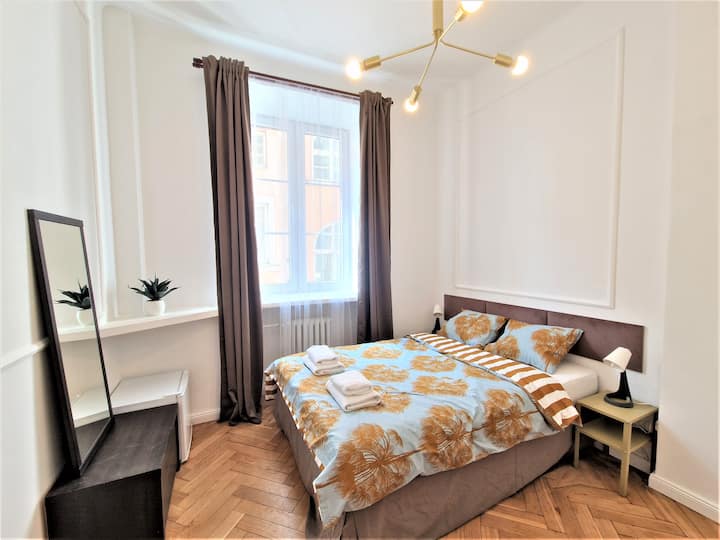J&w Apartments ŚWiętojańska Flat - Varsóvia