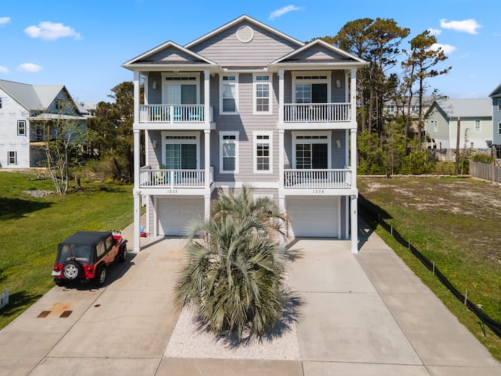 Sunrise Villa - Thanksgiving Sale - Carolina Beach, NC