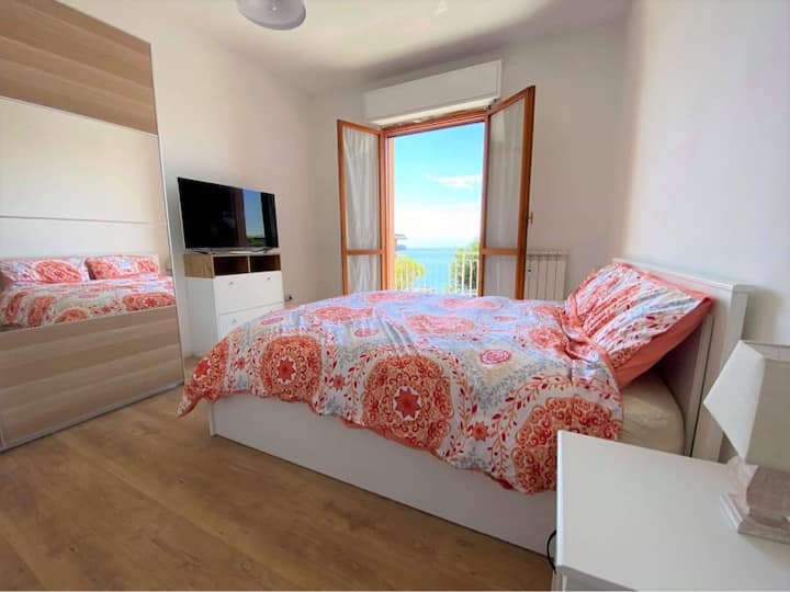 Moderna Casa Fronte Mare - Cogoleto