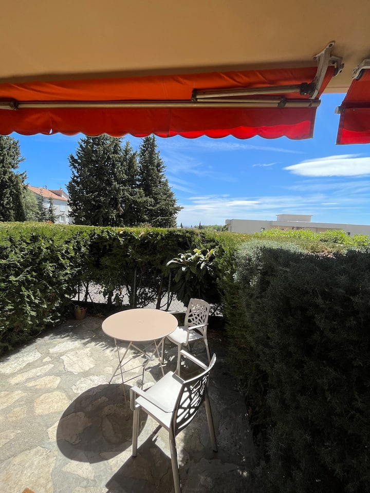 Charmant Studio Avec Terrasse Et Parking à Vence - Vence