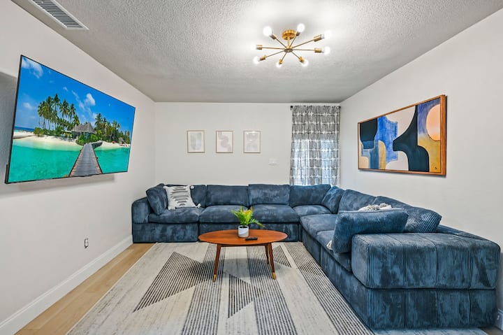 Modern 3/2 In Ivanhoe Village - Orlando