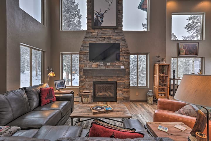 Coyote Cottage Retreat, Hot Tub, Deck, Mtn Views - Idaho Springs, CO