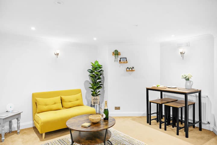 Modern Apartment At Berburry Hotel, Torquay - Torquay