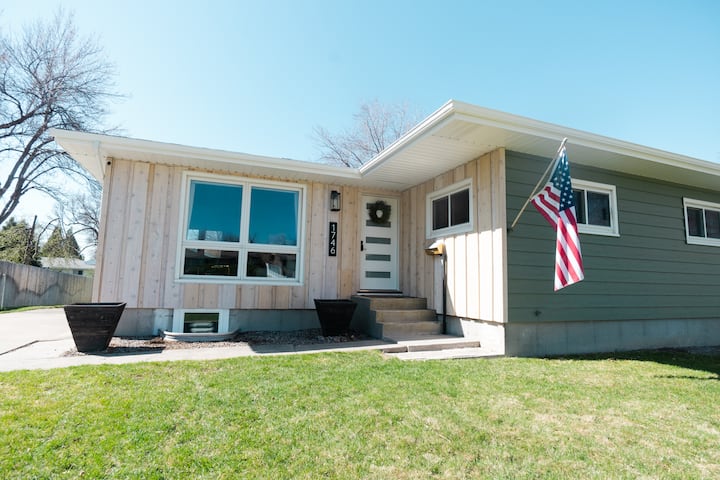 Charming Mid-century 3-bed Home In Billings - Billings, MT