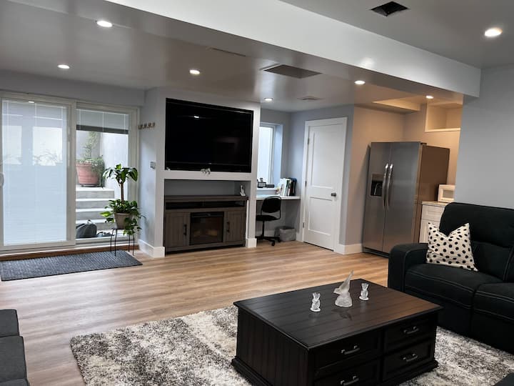 Basement Apartment Near Circle Beach - Bridgehampton, NY