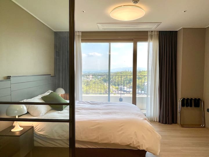 <속초더블루테라> 비치#2 사이드오션뷰 속초해수욕장 도보 5분 - Sokcho-si