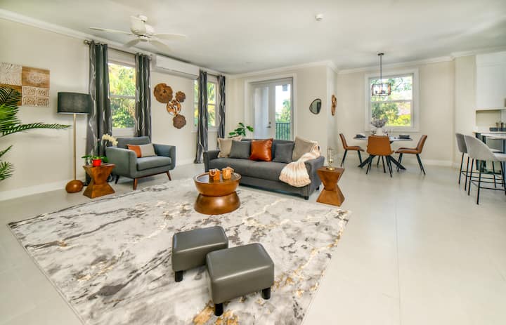 Brand New Luxe 2 Br Condo Near Beach | Wifi | Pool - Montego Bay