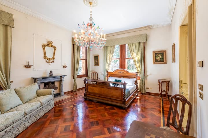 Villa Liberty Venezia-jacuzzi, Garden, Parking - Mira, Italy