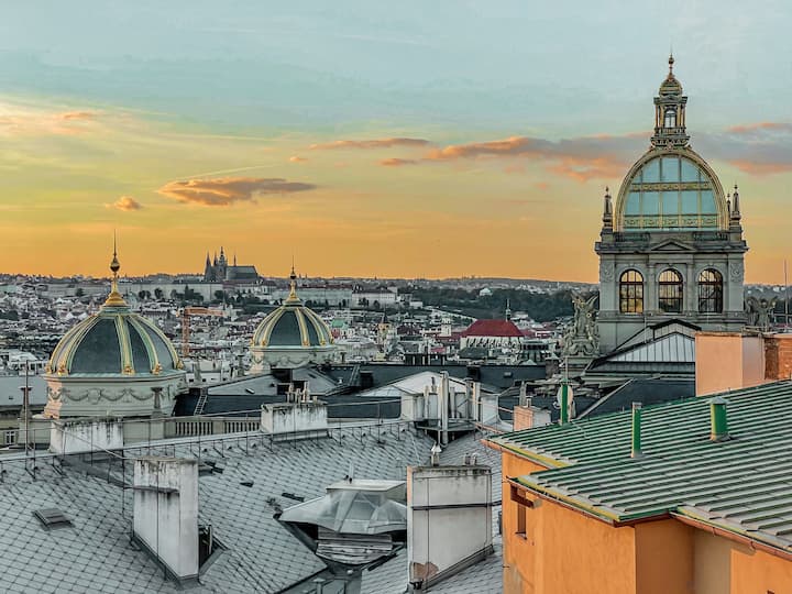 Turnkey | Angelo Roma Apartment – Luxury View - Praga
