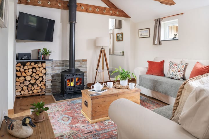 Riverside Cottage On Private Wildlife Estate 3-bed - Wadebridge