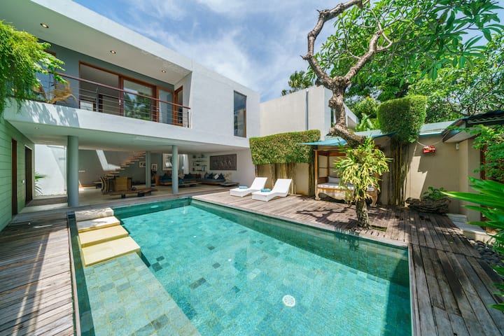 Promo! Villa Contemporaine 2br, Centre De Seminyak - Kuta