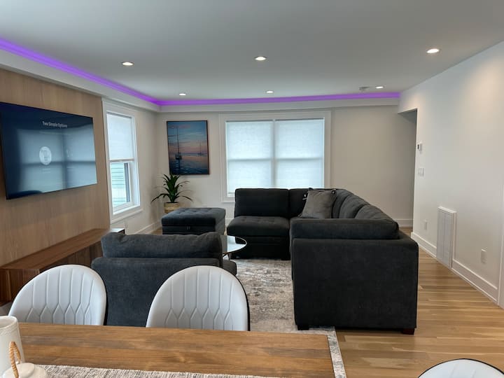 Van Zant Townhouse Unit #2 - Norwalk, CT