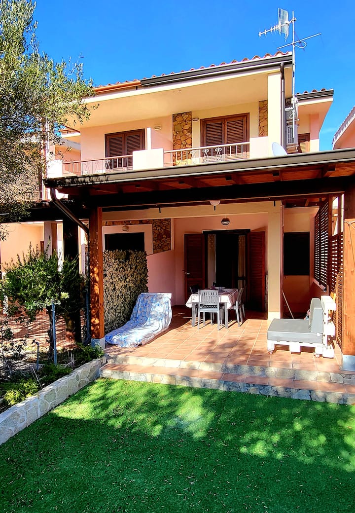 Villetta Eliselena Bestvacationever - Villasimius
