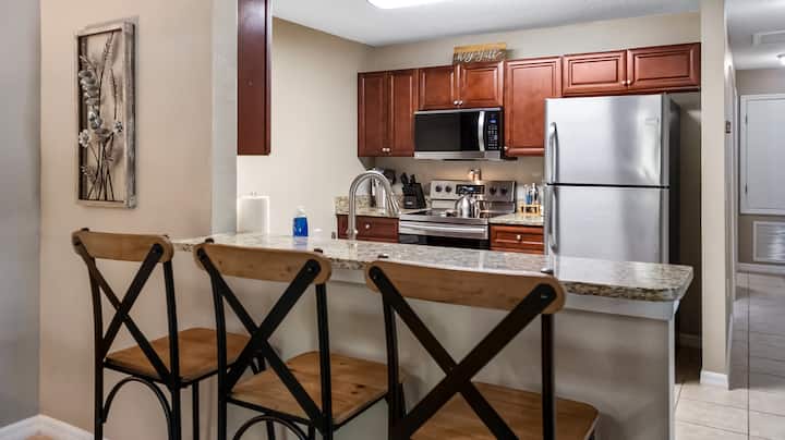 Spotless Escape In The City's Core 837 - Clermont, FL