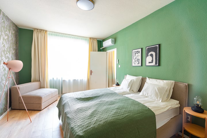 Sunny Luxurious 2-bedroom Home By Jewish District - Budapest