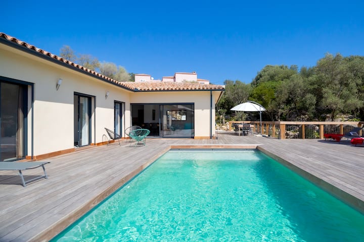Villa 8 Personnes à Proximité De St Cyprien Plage - Corse