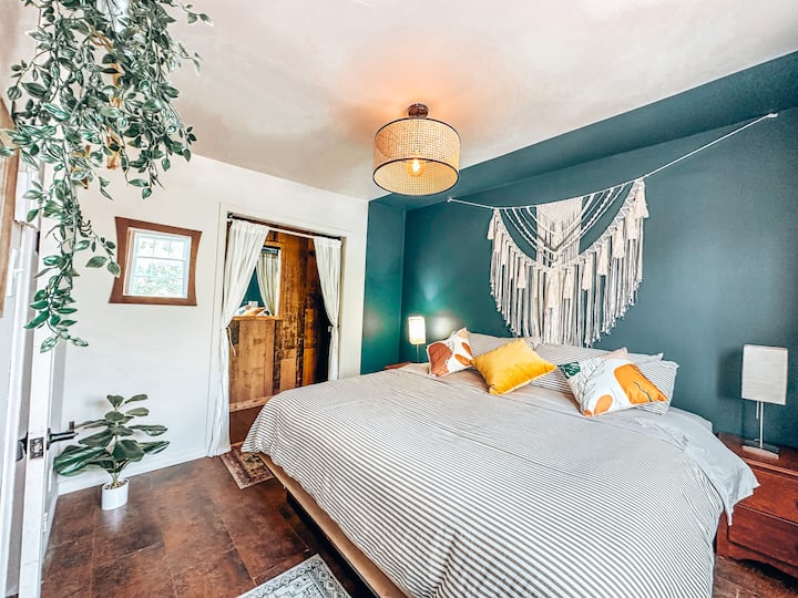 Chambre Luna - Lit King Mandala - Shawinigan