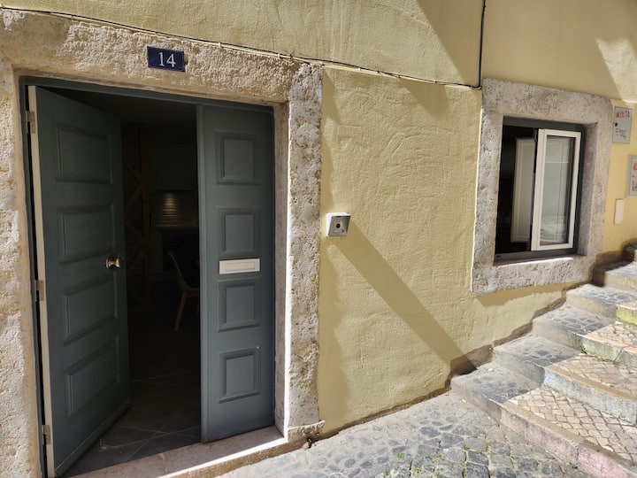 2 Bedroom Apartment @ Loios Studios & Apart - Lizbona