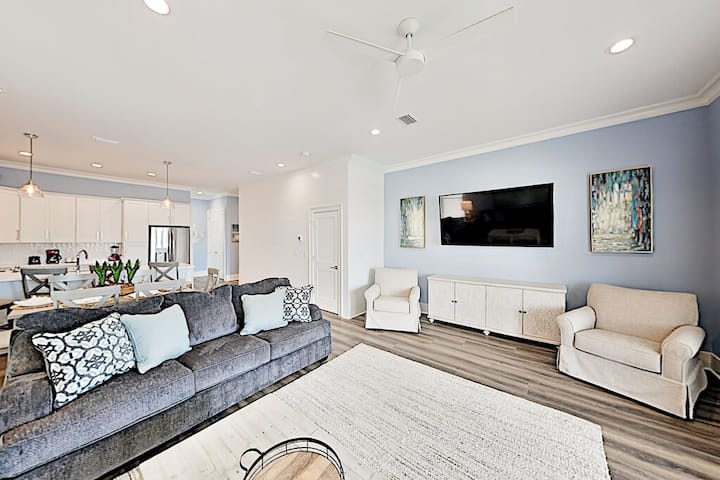 New Construction 4 Bed 4 Bath Home On Beach Blvd - Gulf Shores, AL