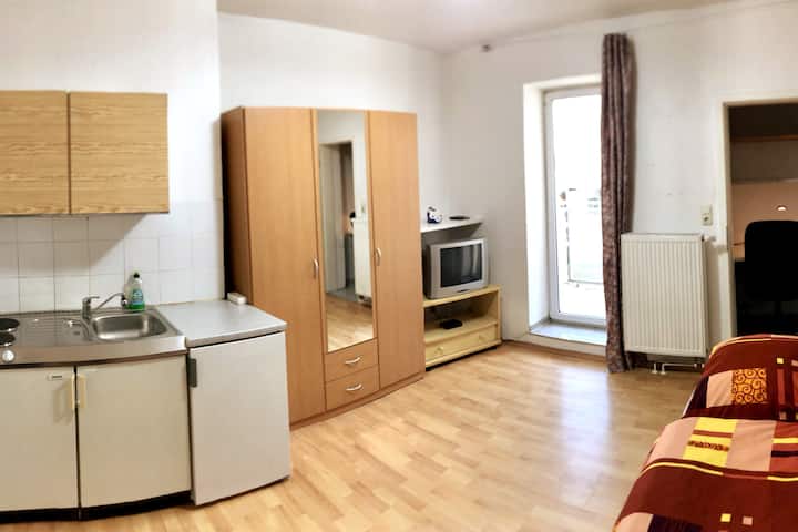 City Pendler-messe-monteur-wohn. - Hanovre