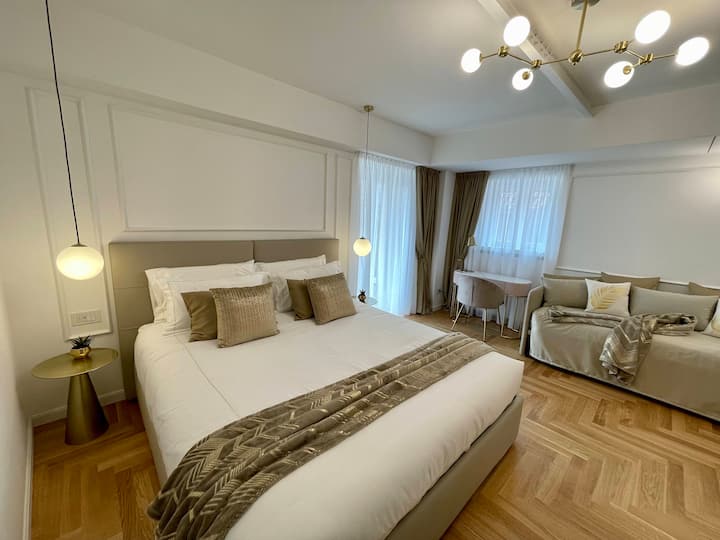 Suite Queen - Bellagio Luxury Suites Apartments - San Siro