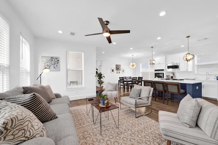 Modern 3br Heights Townhouse/pets/near Restaurants - Houston, TX