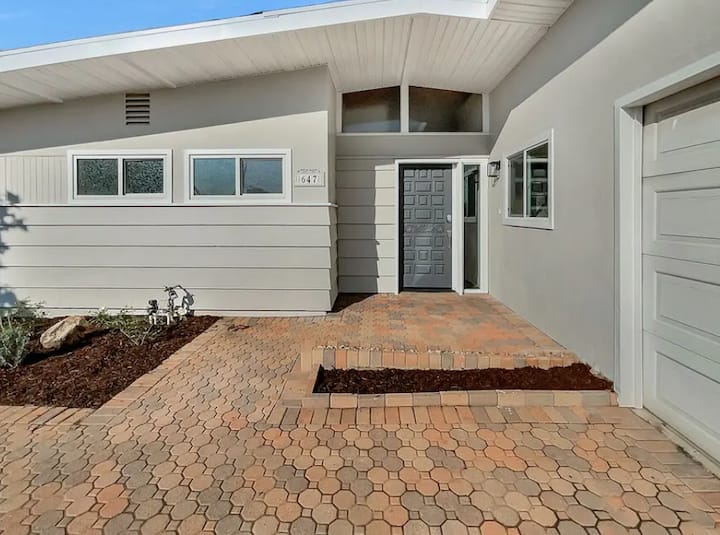 Newly Remodeled 1500sqft Family House City Center - West Covina, CA