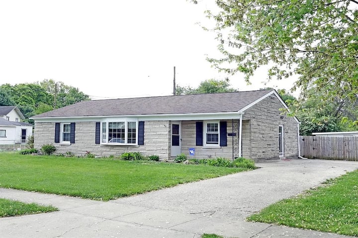 Lovely Stone House ~ Airport/downtown/uk - Lexington, KY