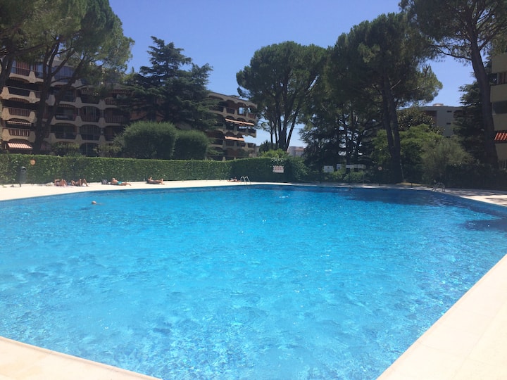 Appartement Au Calme, Avec Piscines Et Parking - Mandelieu-la-Napoule